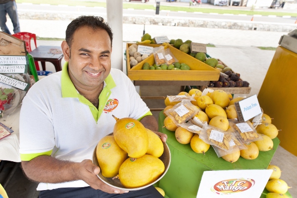 கறுத்தக்கொழும்பானுக்கு சவாலாகும் ரிஜேசி - Jaffna Muslim