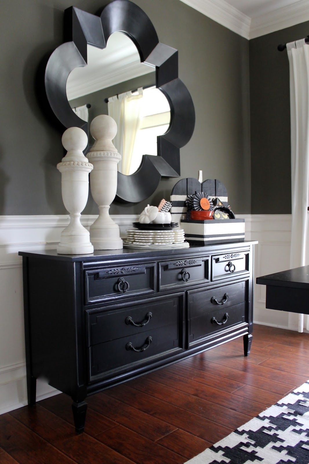 The Yellow Cape Cod: How To Make a DIY Rustic Pumpkin Stand