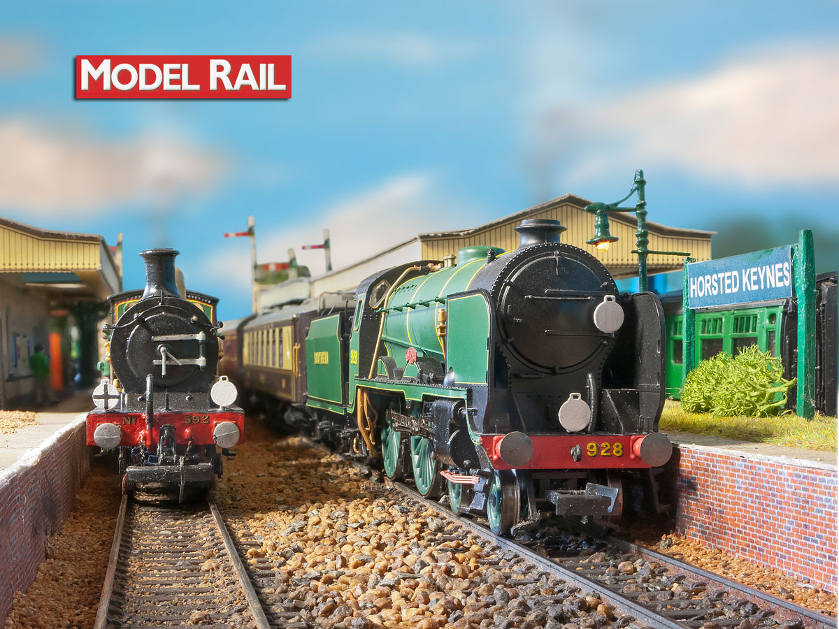 Chris Nevard Model Railways & Photography Blog: Model Rail June 2013 ...