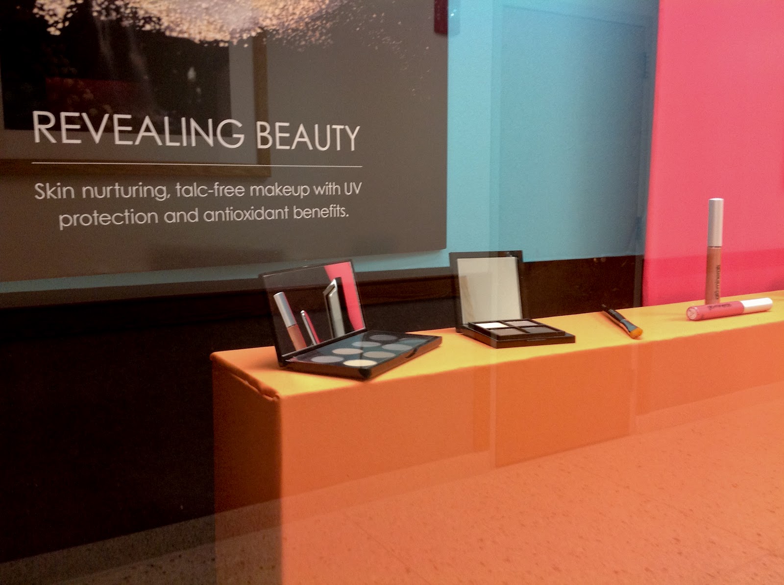 STUDIO 1030: Window Display Cases