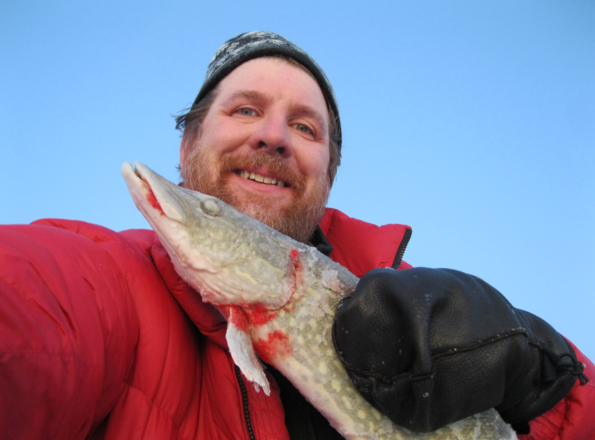 Fish Decoy Chronicles: Spearing my first Northern Pike December 9, 2011