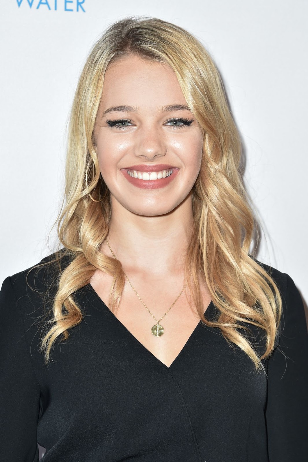 Starlet Arcade: Sadie Calvano
