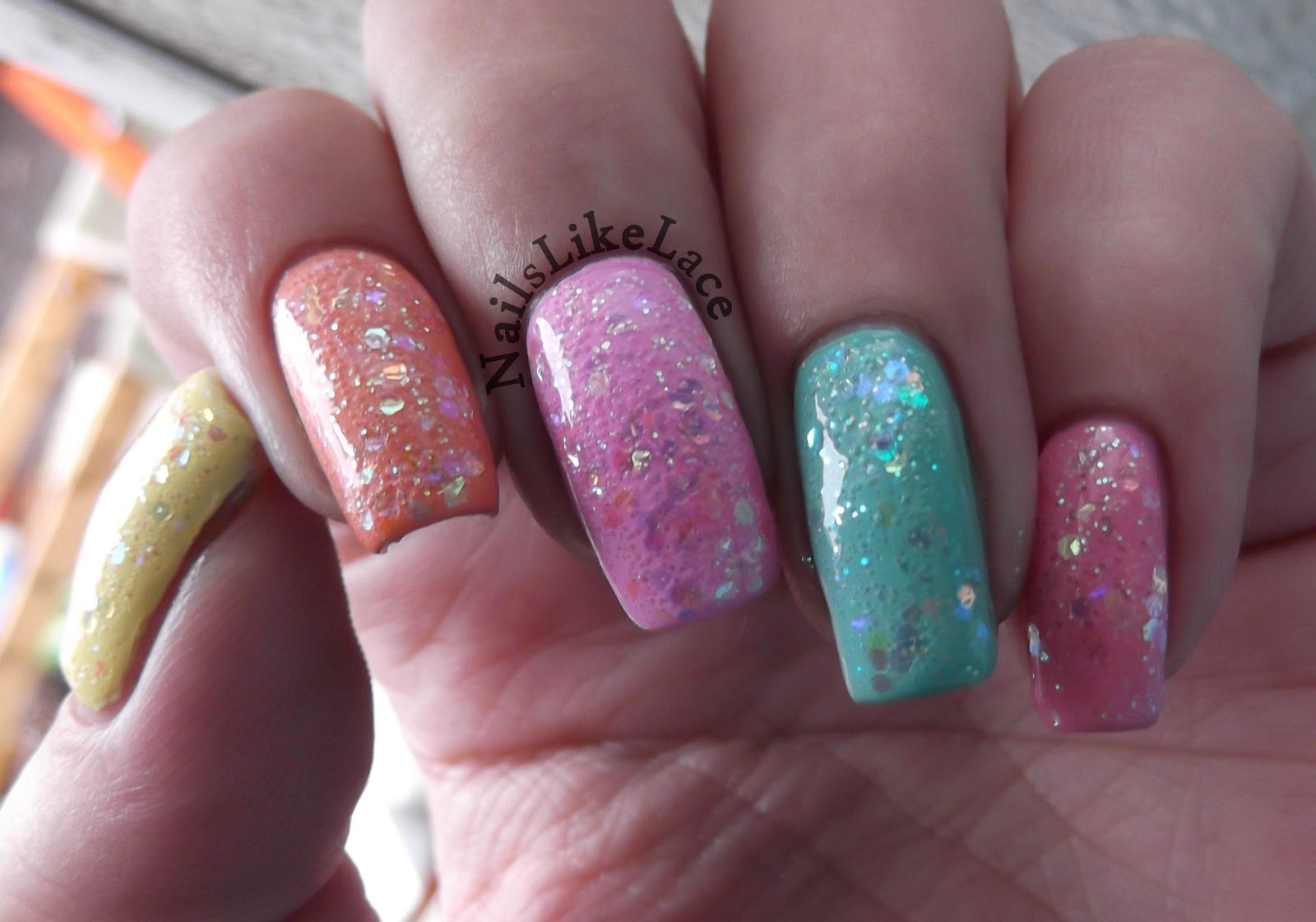 NailsLikeLace: Pastel Easter Skittles