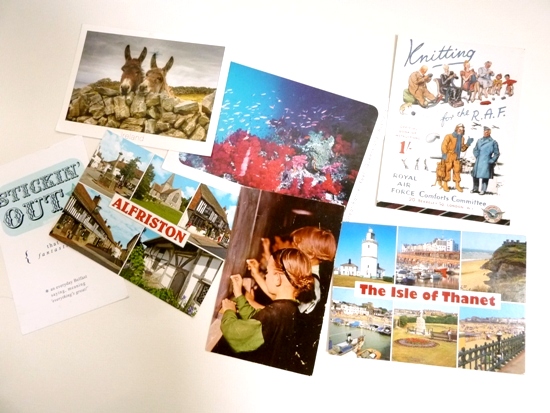 notes on paper: Pondering about postcards: the 'Pile of Postcards Exchange'