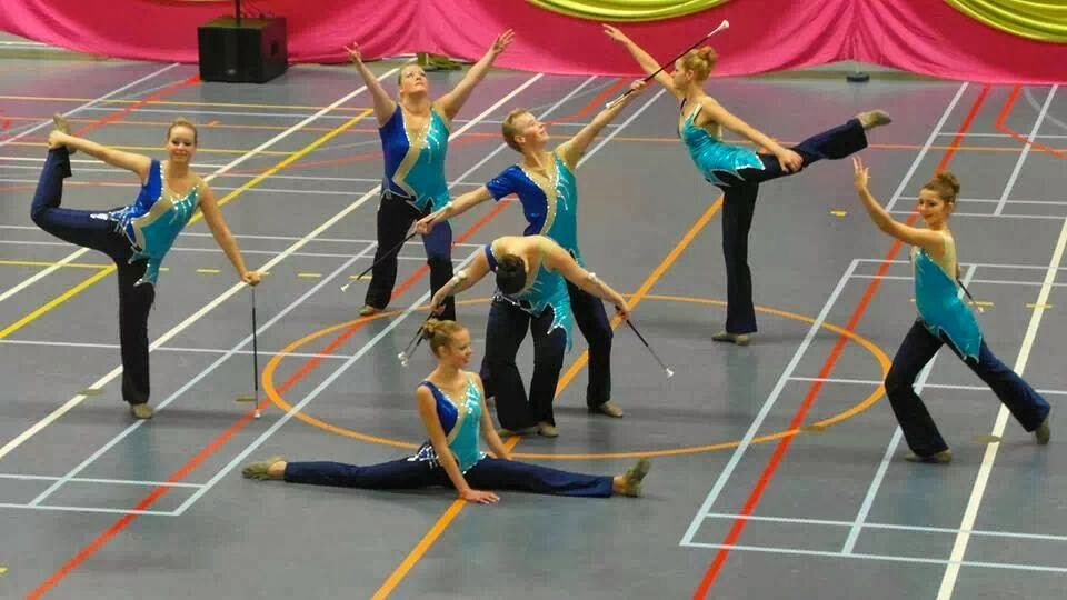 LOESPORT.NL: Succesvolle seizoensstart voor Twirlverenigingen Infinity ...