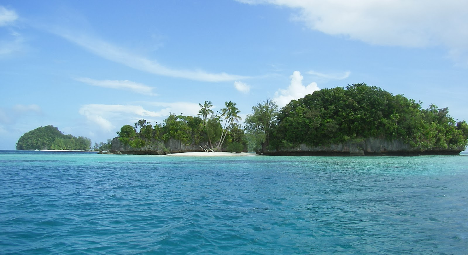 Caroline Islands - Tourist Destinations