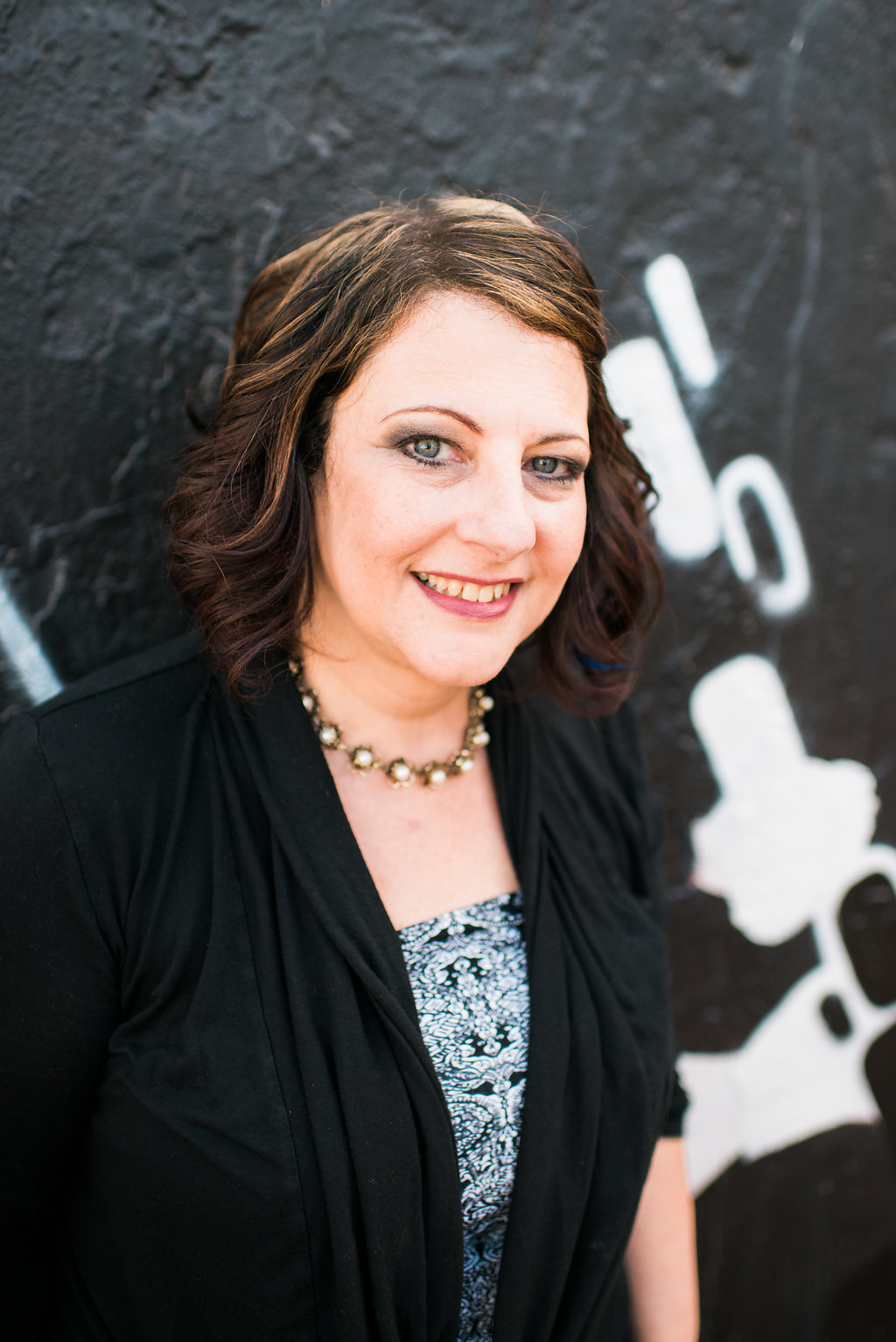 A Southern Girls Bookshelf: Spotlight: The Secrets We Bury by Stacie Ramey