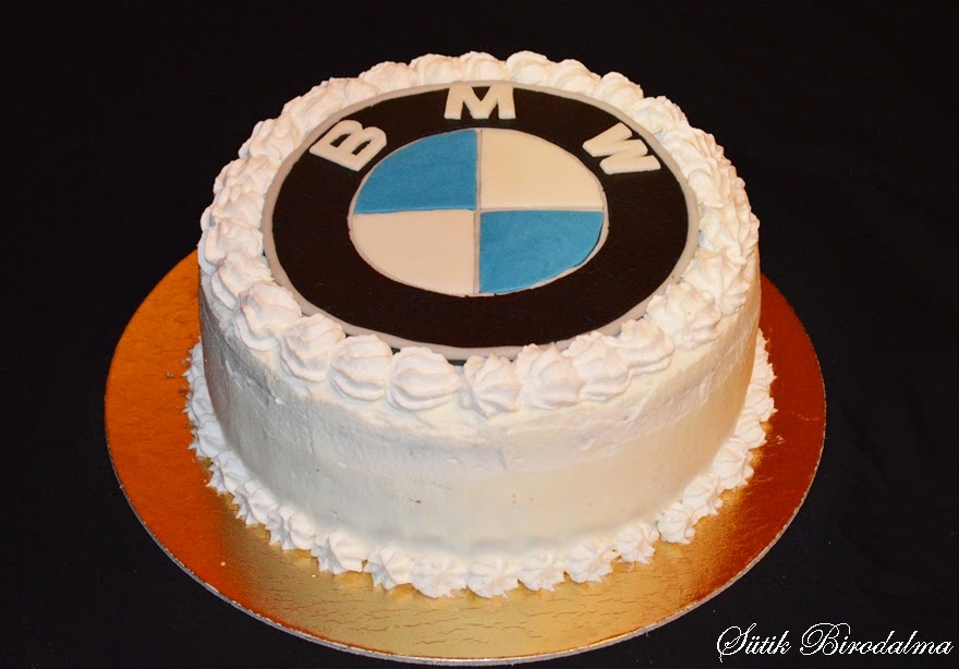 SÜTIK BIRODALMA: BMW-s feketeerdő torta