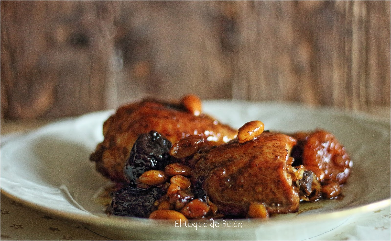 POLLO CON SALSA DE TURRÓN DURO - El toque de Belén