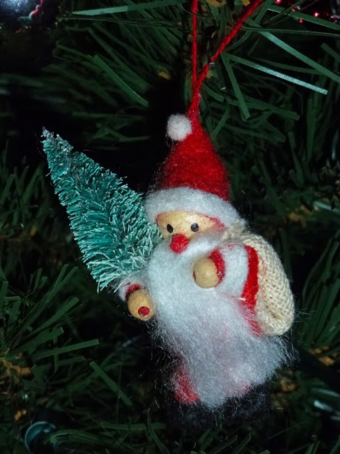 Occasional Toronto: Tiny Santa Claus