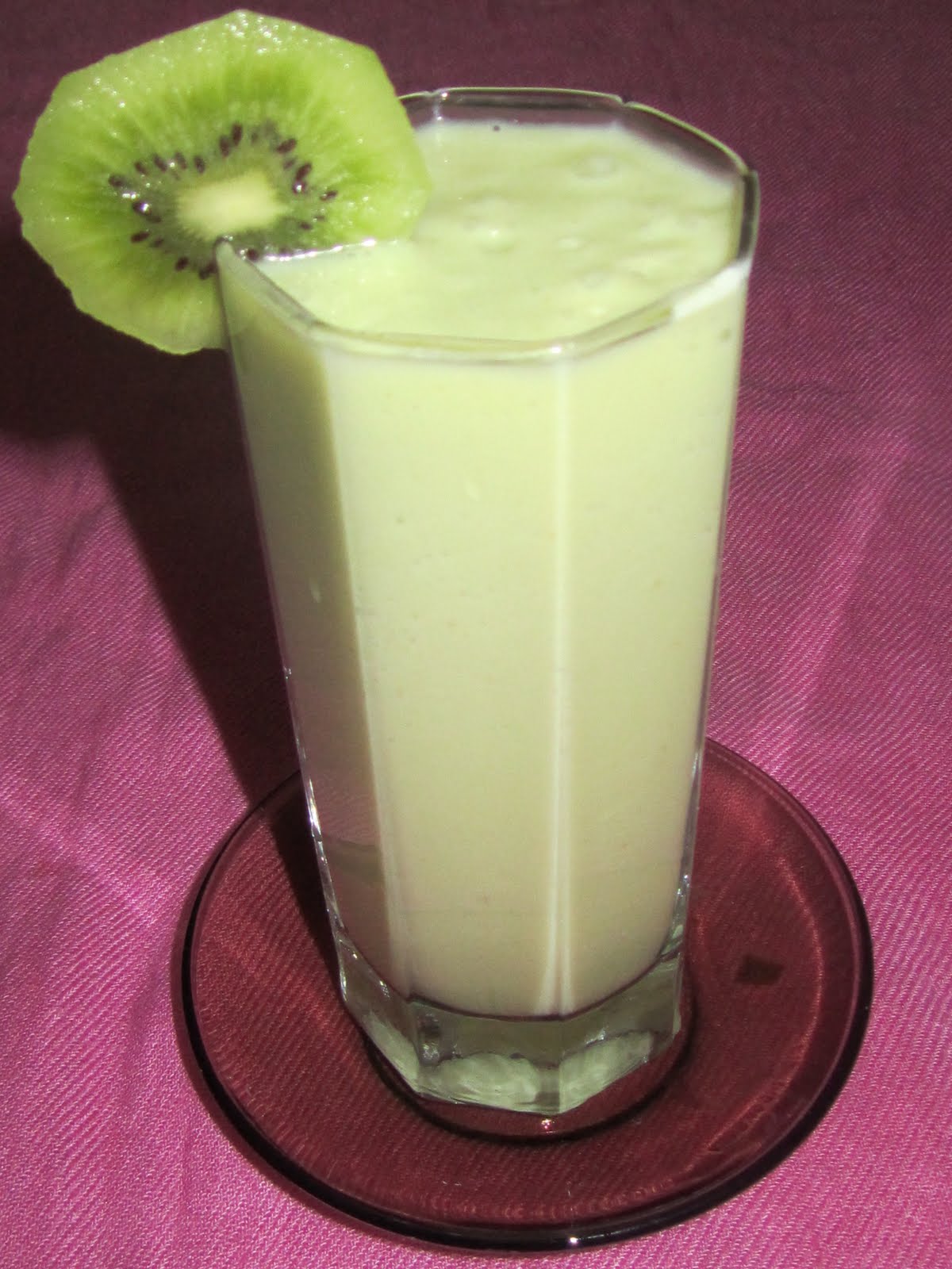 Latha's Kitchen: AVACADO JUICE / AVACADO MILK SHAKE