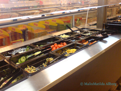 Lyckans smed - Samtidigt i MalinMatildas hjärna: Mindre cool nyhet