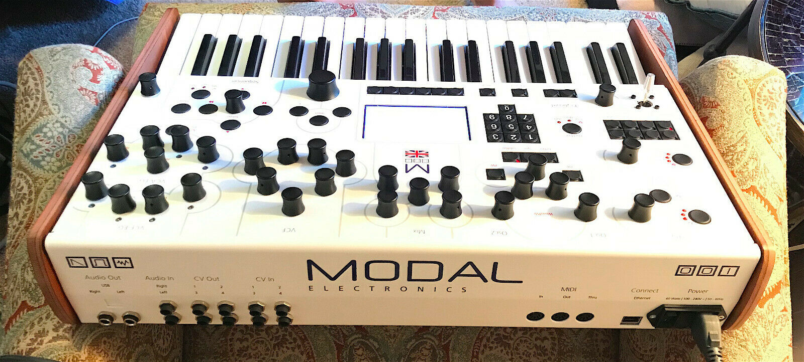 MATRIXSYNTH: Modal Electronics 001