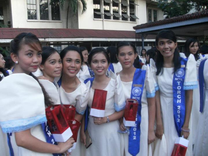Mga Kwentong Likod : Ang Pagdiriwang ng Sulo (The Torch Ceremony)