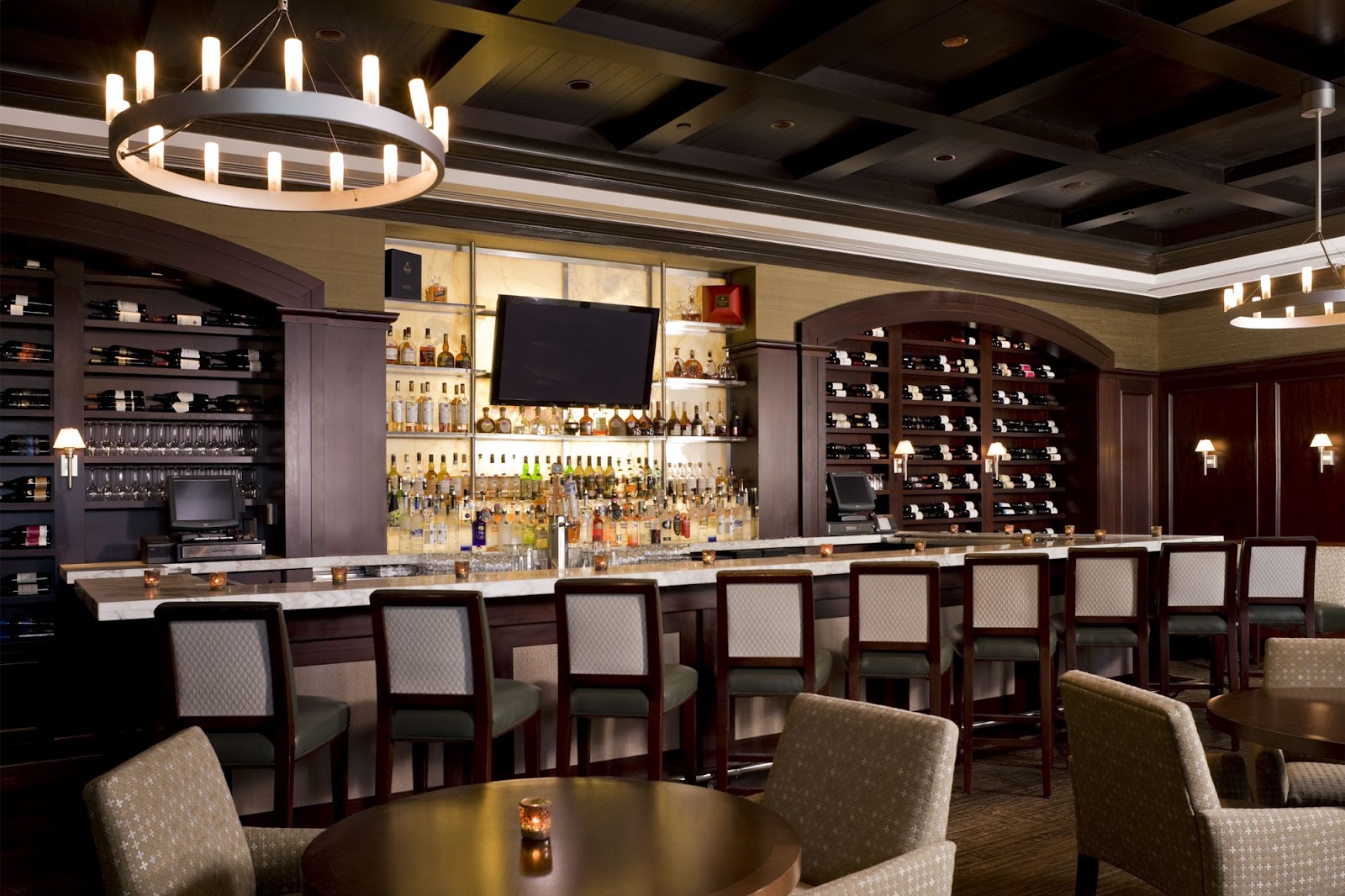 Nothing Beats Walking Downstairs for Dinner: My Night at the Gallery ...