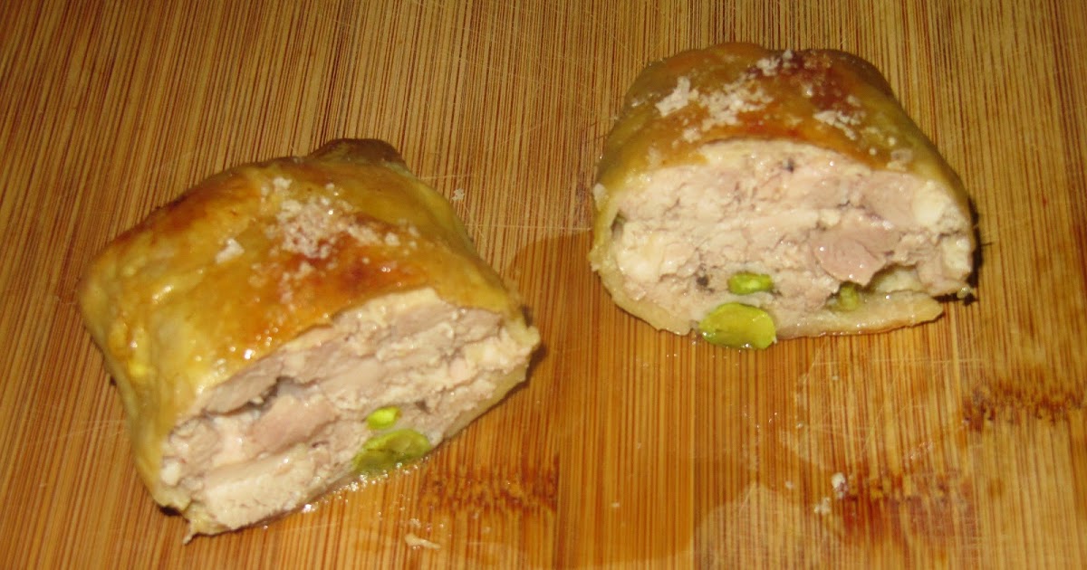 Pistachio chicken thigh Ballotine