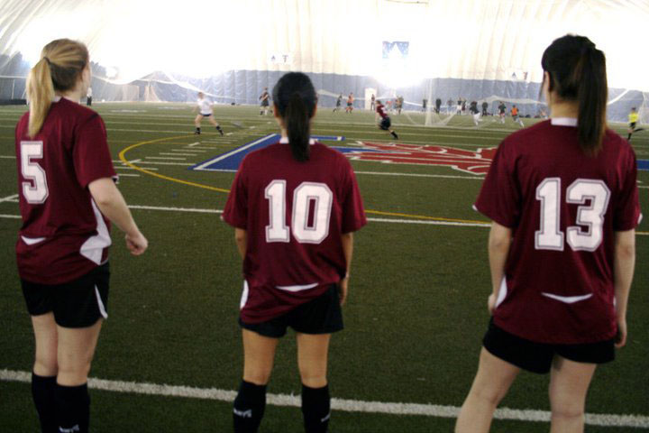 UTSC Pulse: UTSC girl's soccer: more than just a team