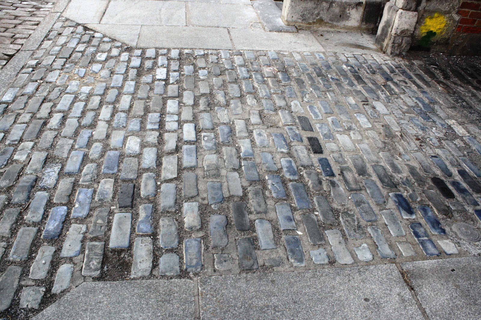 What's Wannietta Knitting Today?: Montréal Day 1