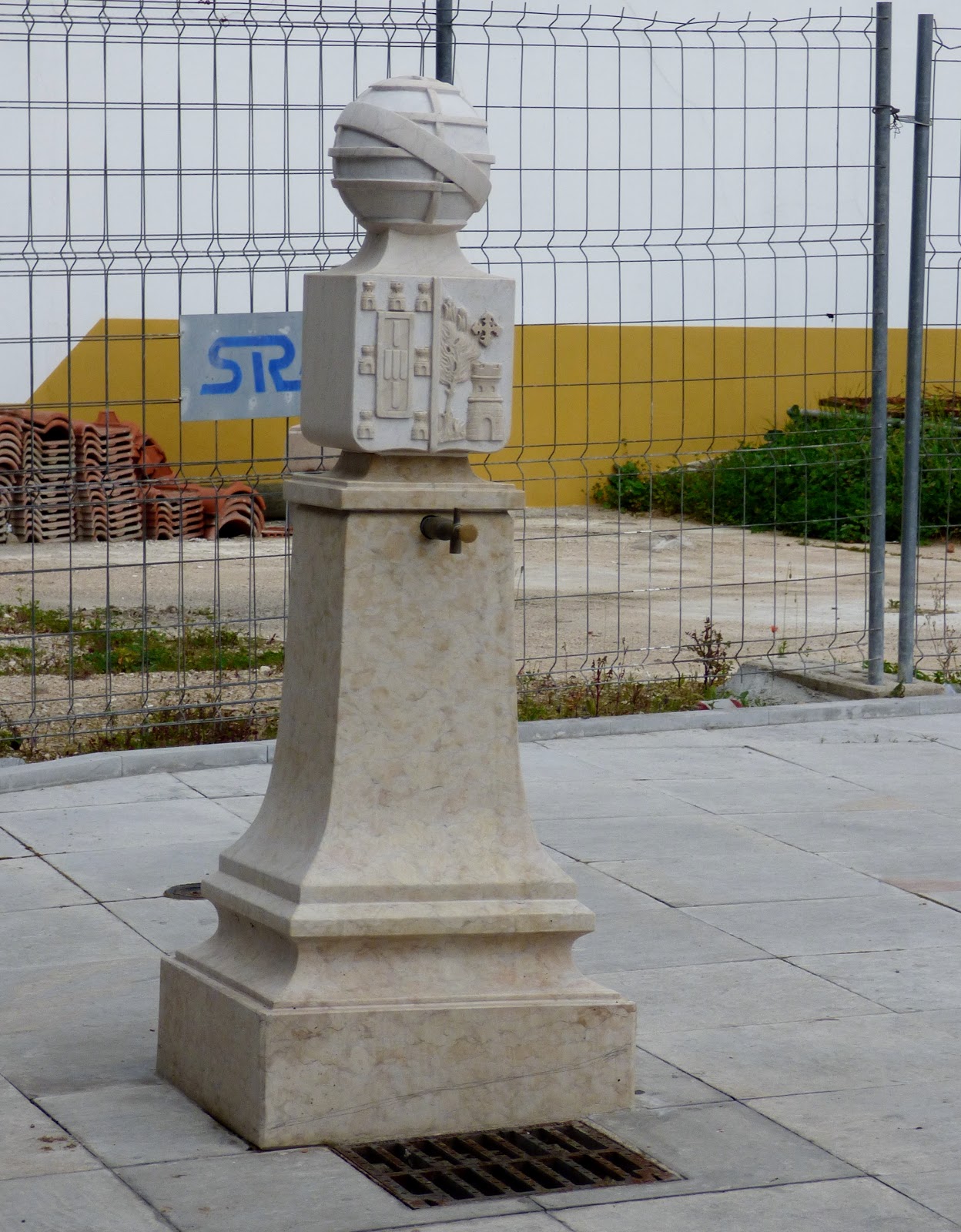 Viajar e descobrir: Portugal - Coruche - Fontanário