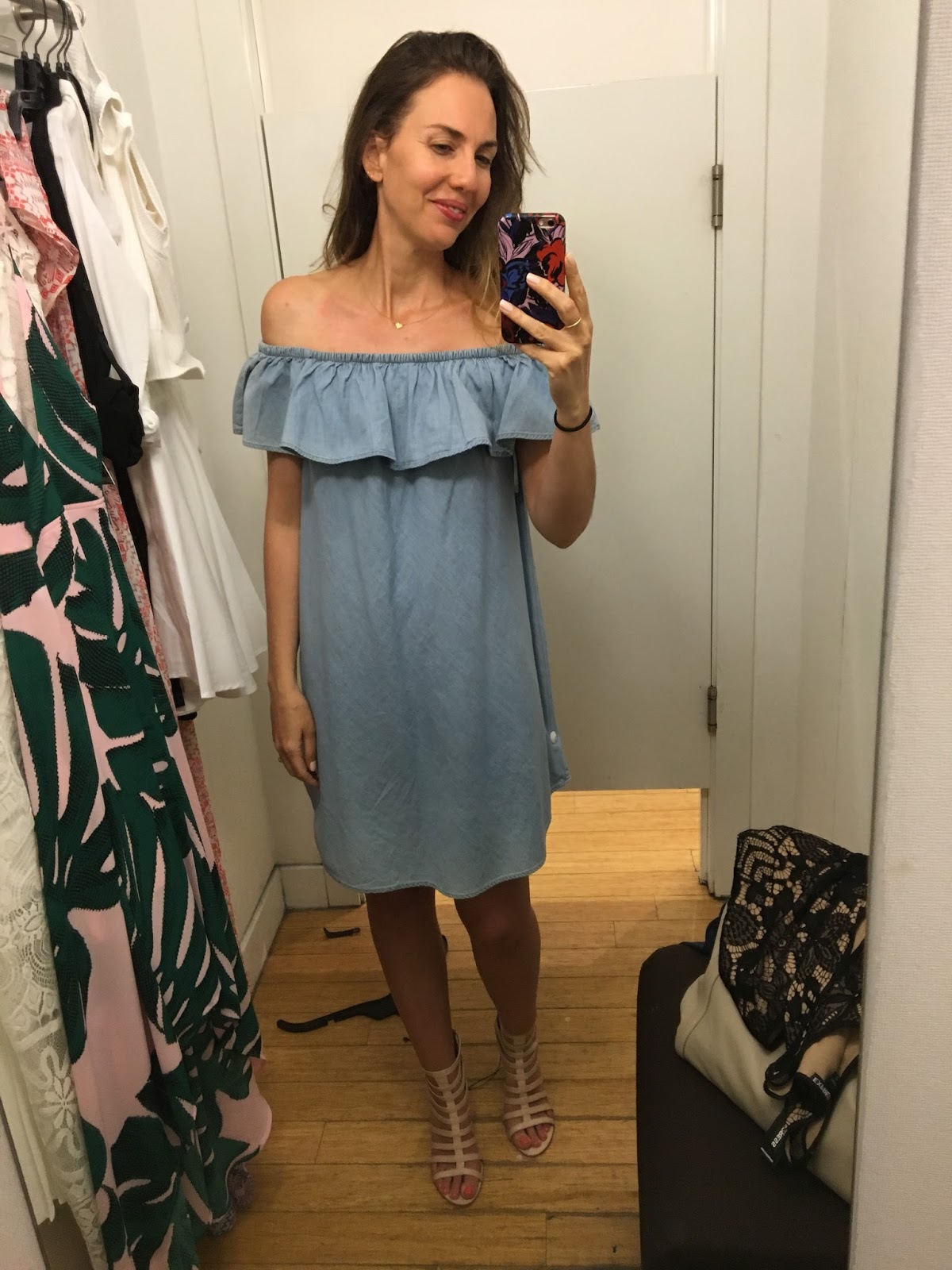 On prairie hill: Summer Express dressing room selfies
