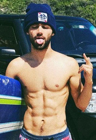 Alexis_Superfan's Shirtless Male Celebs: Max Ehrich shirtless from ...