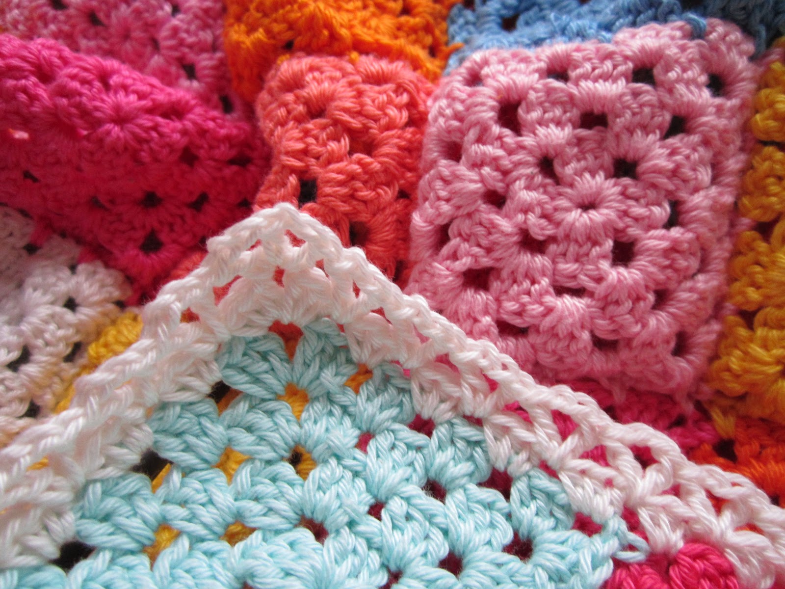 Color 'n Cream Crochet and Dream: Busy Busy