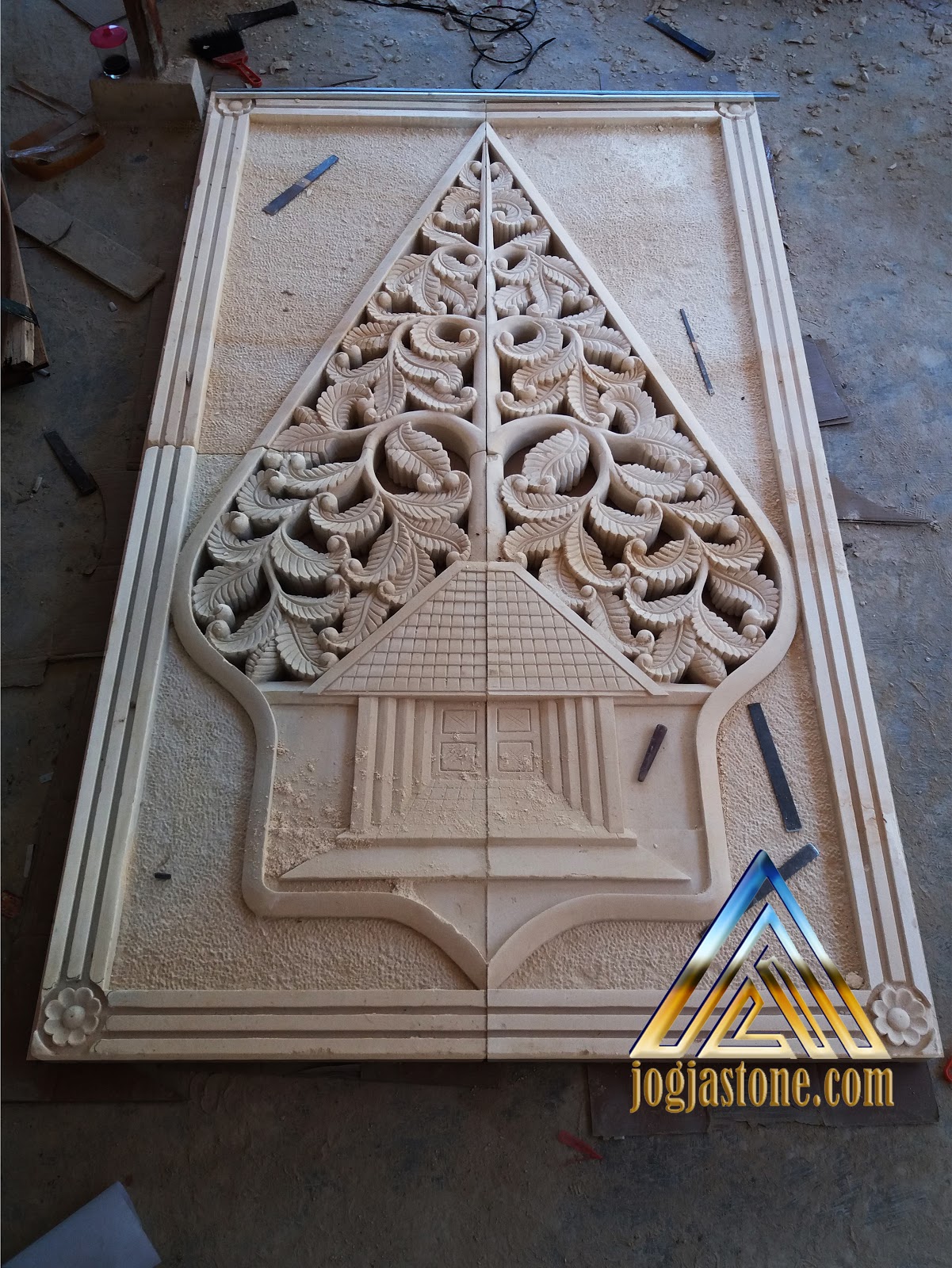 Inspirasi Spesial 37+ Pintu Ukiran Gunungan Wayang