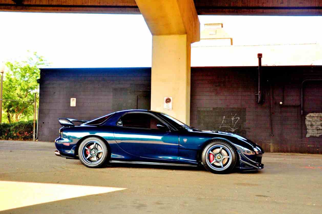 World Tuning Fans: Modified Mazda RX-7 1993