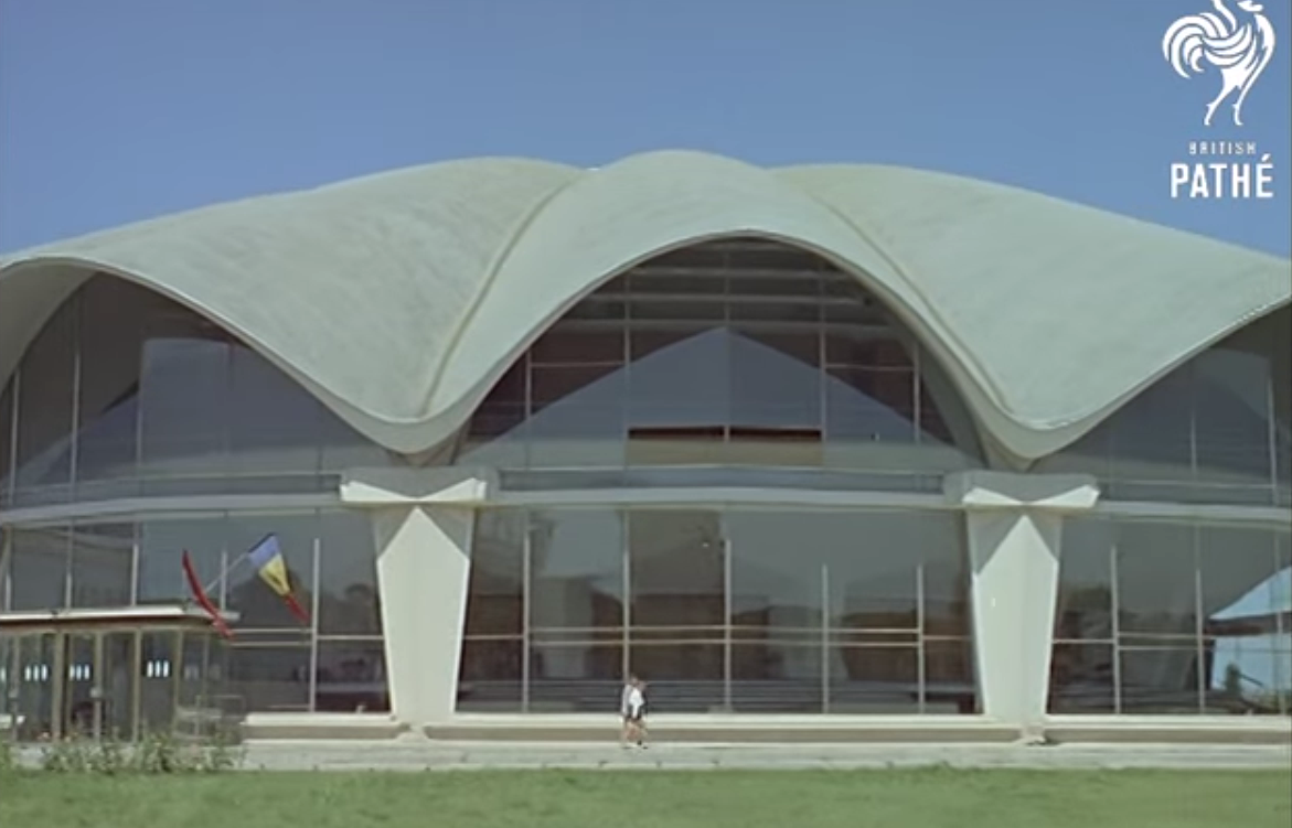 CIRCUS ART: CLADIREA CIRCULUI DE STAT DIN BUCURESTI