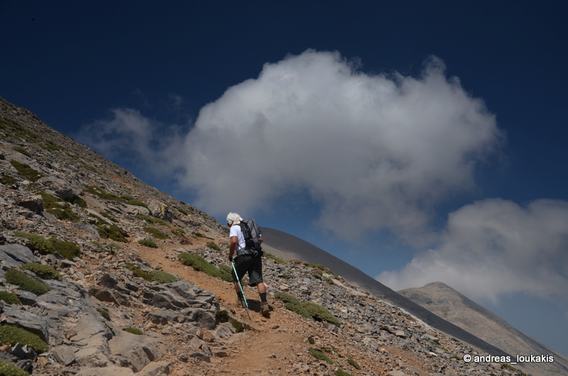 EXPLORE MOUNTAINS: ΣΤΗΝ ΚΟΡΥΦΗ ΤΗΣ ΚΡΗΤΗΣ (ΤΙΜΙΟΣ ΣΤΑΥΡΟΣ ΨΗΛΟΡΕΙΤΗ ...