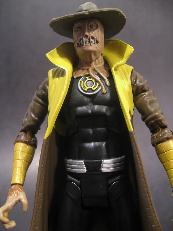 Action Toy Review: DC Universe Classics - Scarecrow (Sinestro Corps)