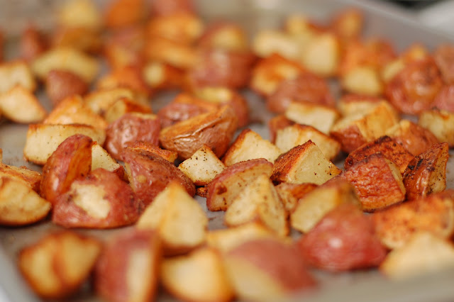Garlic Roasted Baby Red Potatoes - A Kitchen Addiction