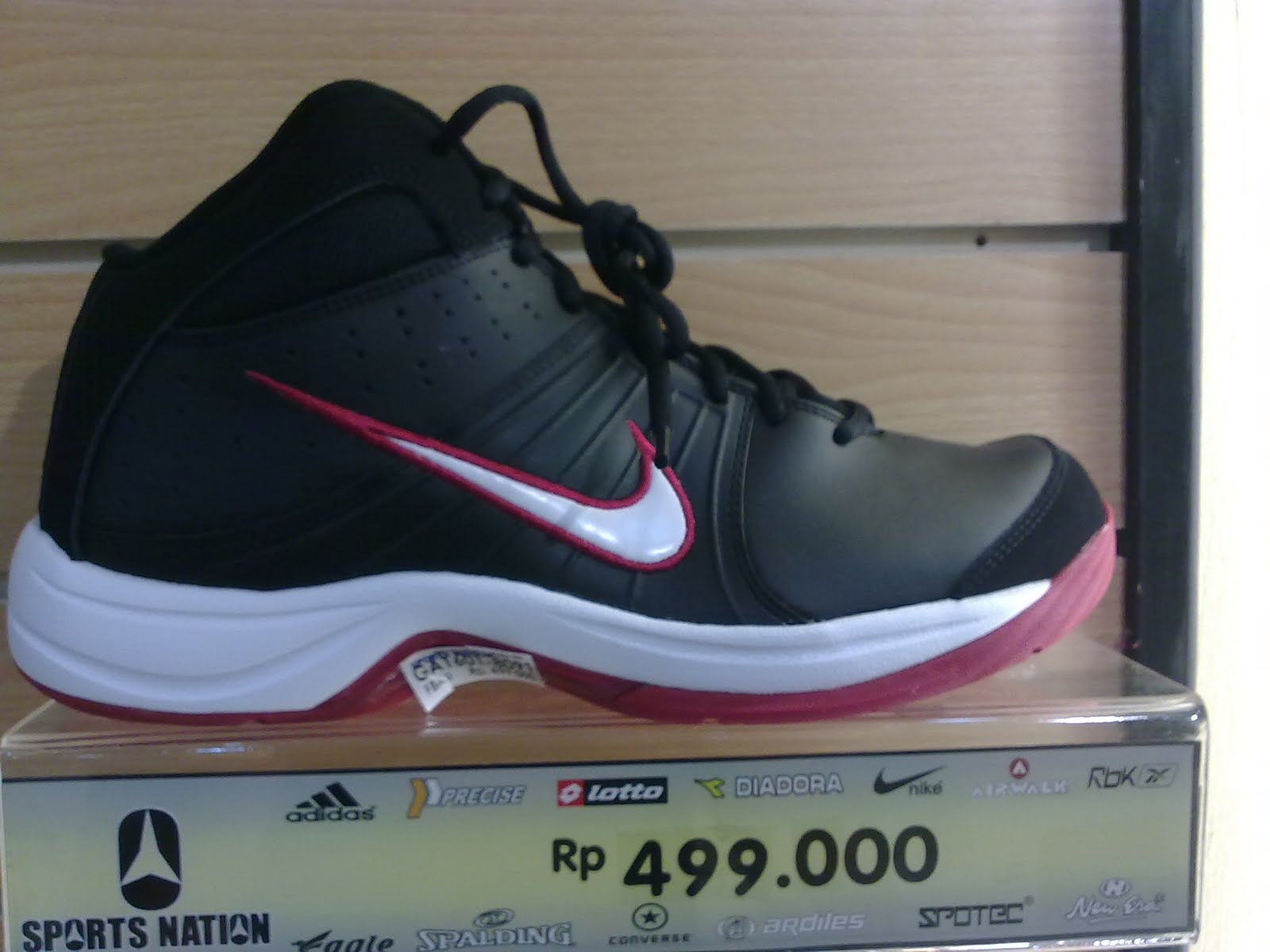 sepatu-bagus: koleksi sepatu basket