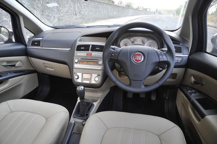 Fiat Linea Interior