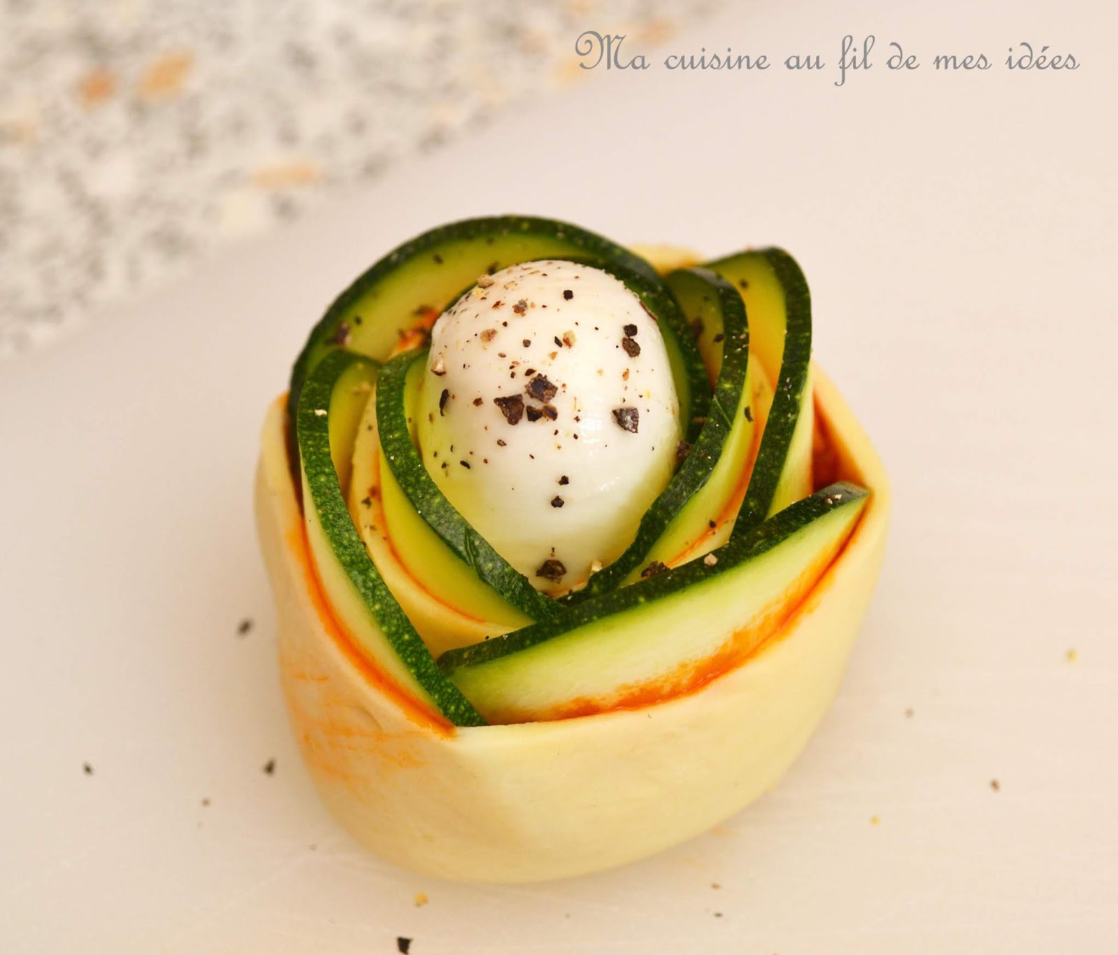 Ma cuisine au fil de mes idées...: Roses feuilletées à la courgette ...