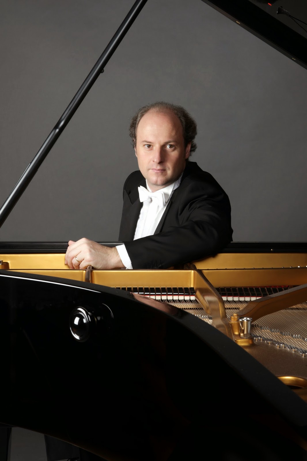 Jelia's Music Playground: "Piano Masterclass with OLIVER KERN" Saturday ...