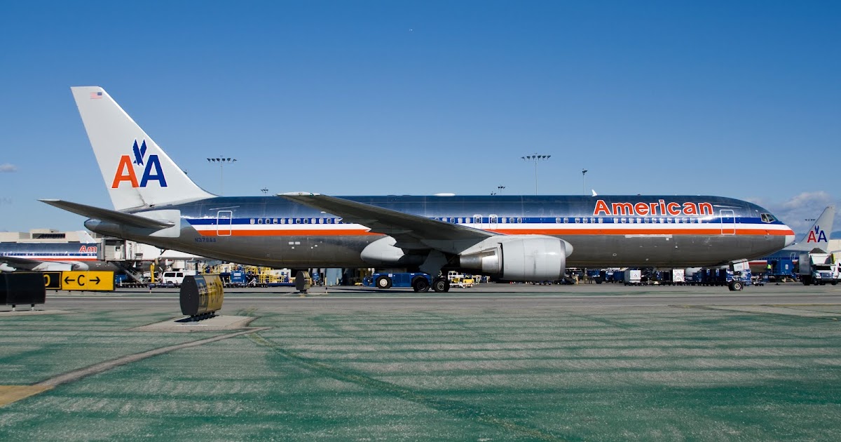 FLYINGPHOTOS MAGAZINE GALLERY: AMERICAN AIRLINES - B767-300ER - N379AA