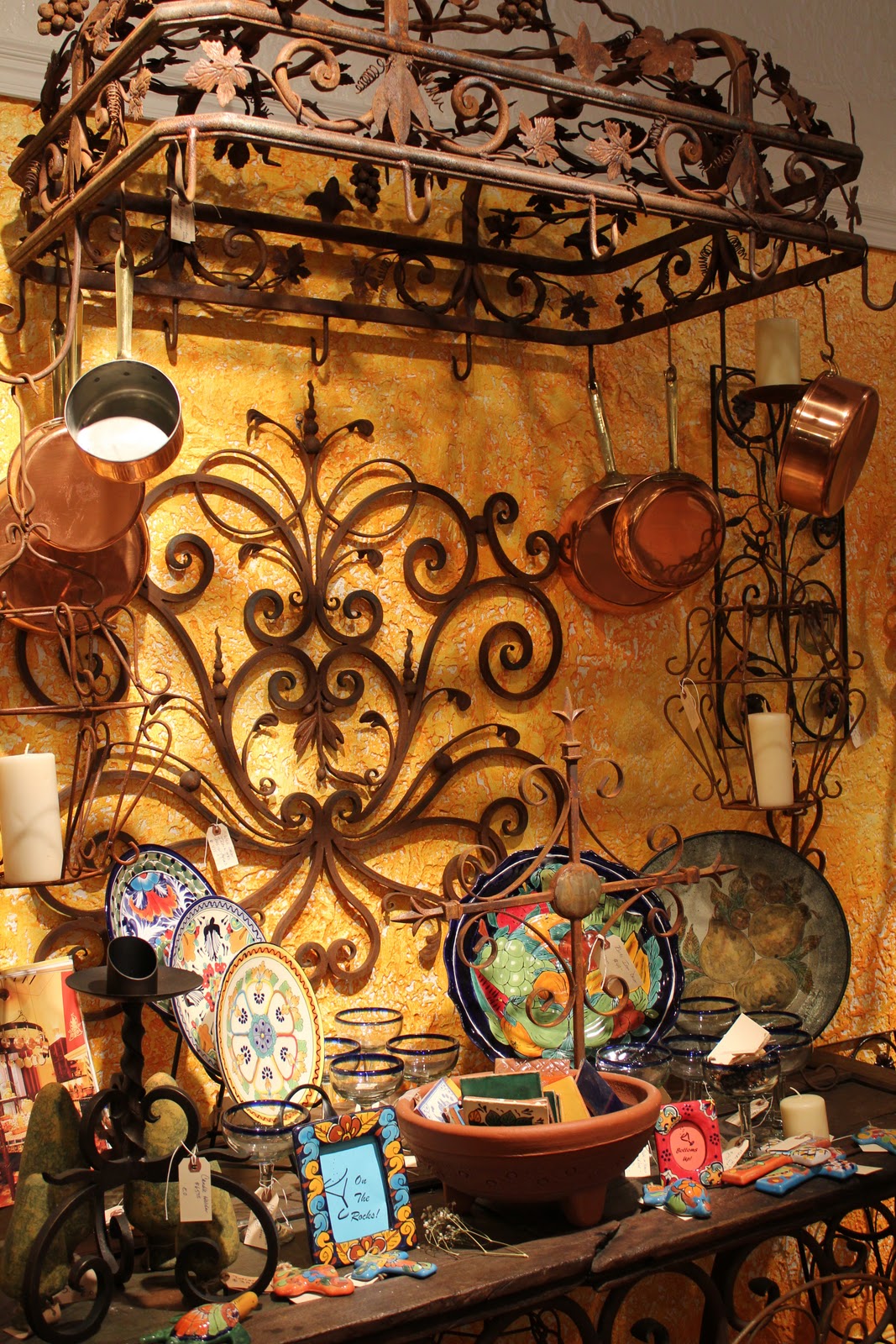 White Horse Relics: Great Holiday Shopping at the Rustic Sparrow!