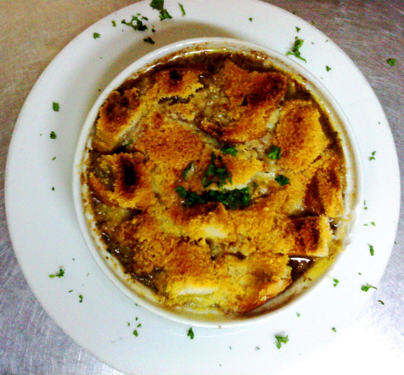 TAGUARITA GOURMET ARTE CULINARIO: SOPA DE CEBOLLA