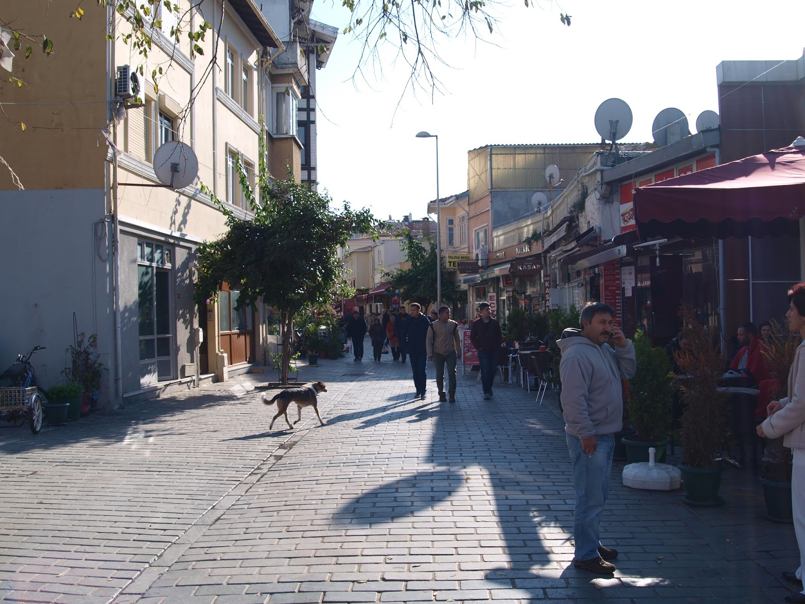 ΚΩΝΣΤΑΝΤΙΝΟΥΠΟΛΗ: ΣΤΗΝ ΧΑΛΚΗ (ΗΕΥBELIADA).