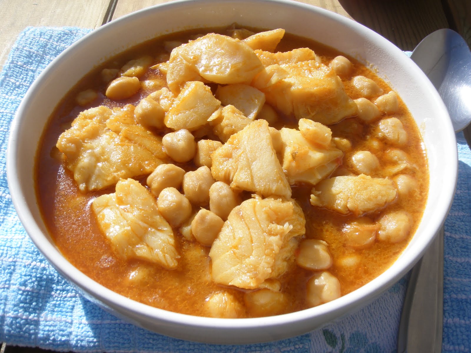 POTAJE DE GARBANZOS CON BACALAO | El jardín de mis recetas