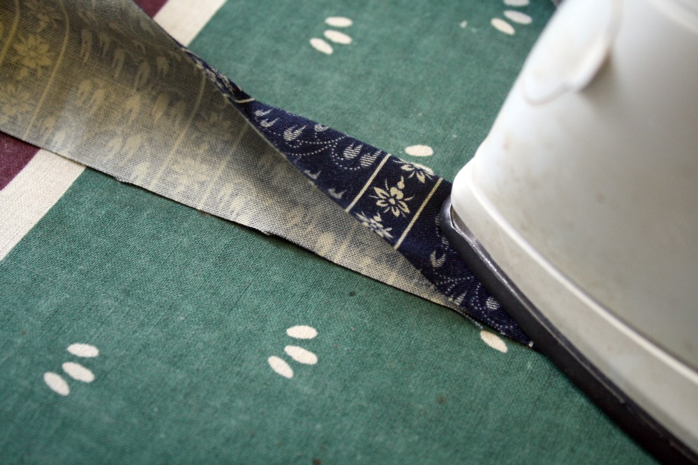 Mountain Home Quilts: Bind-A-long; Binding a Quilt- Part 1