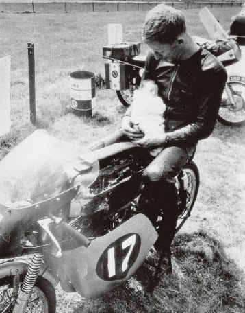 officinasegreta: GINGER MOLLOY