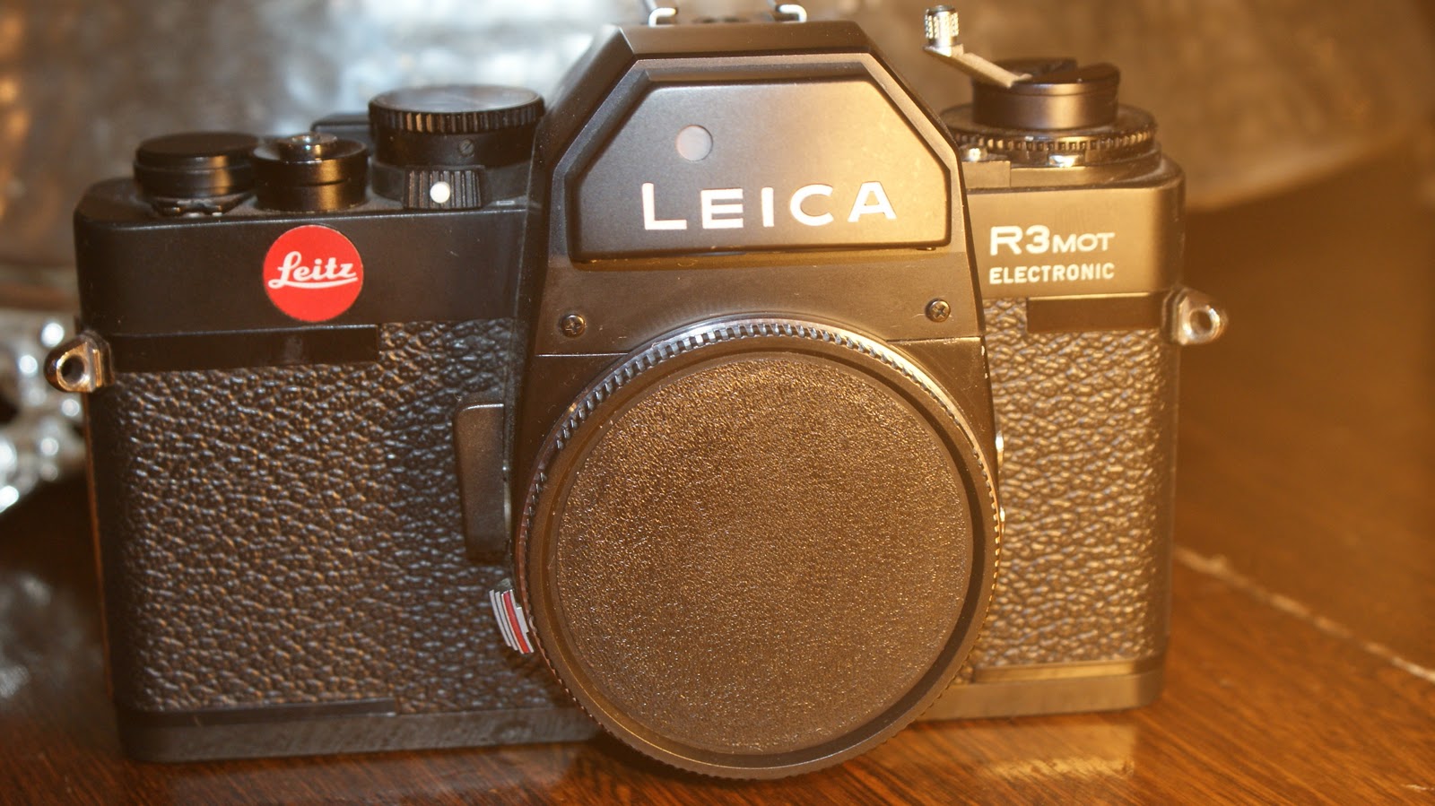 VINTAGE SIGHT: Leica R3 Mot - True Vintage Camera