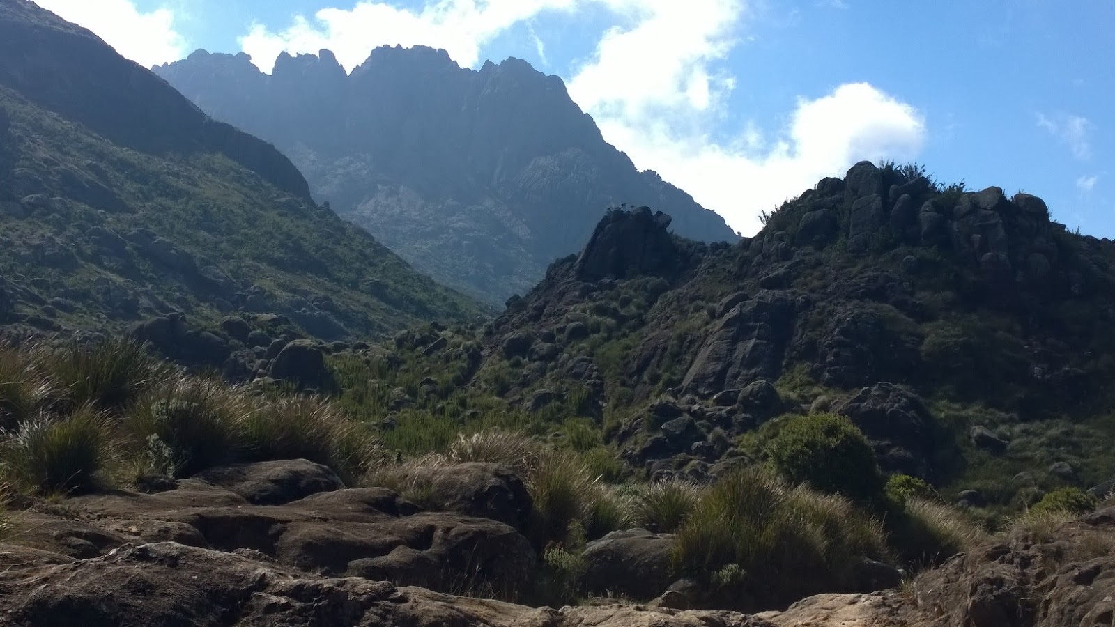 PARQUE NACIONAL DO ITATIAIA, VALE A PENA CONHECER - Viagens Por Aí