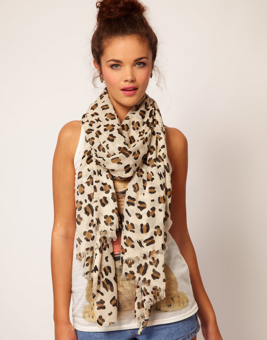 Everything Glamz!: Fashion Trend/Statement #003: Scarfs!