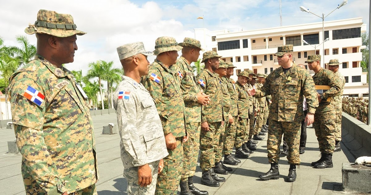 Juramentación 1er. Regimiento Guardia Presidencial - La Milicia RD.com