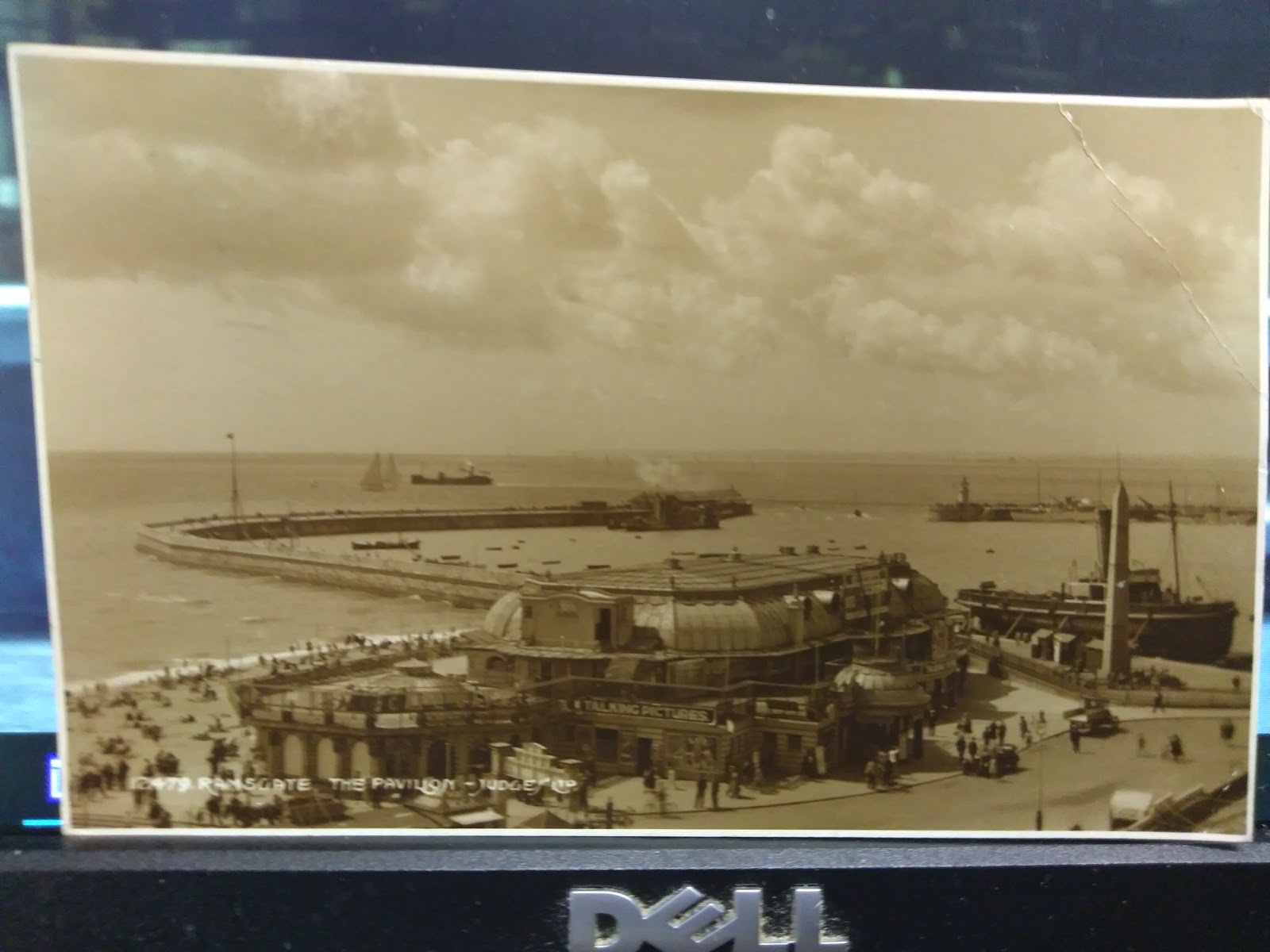 thanetonline: Starfish on the beaches, Nice and warm at Wetherspoons in ...