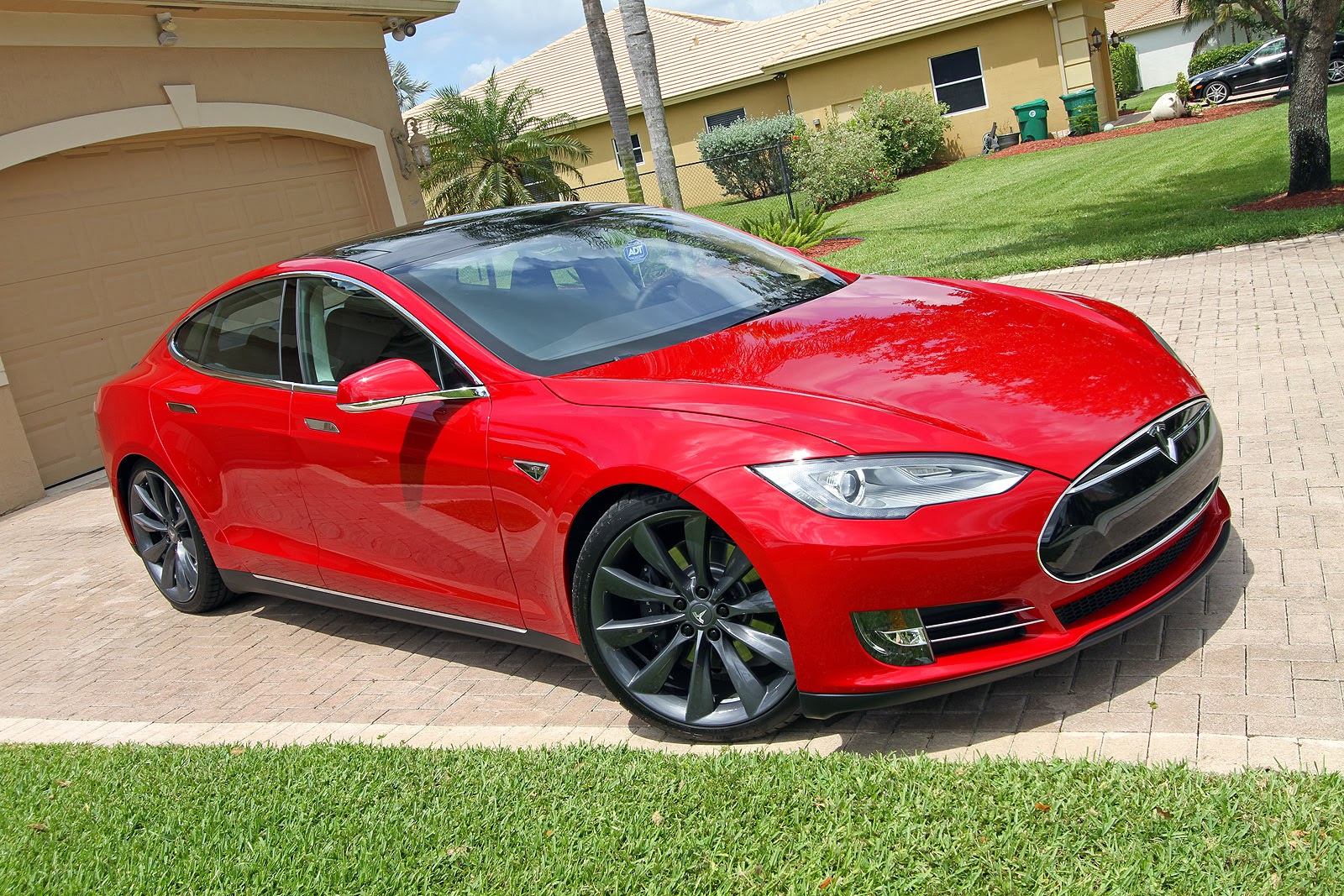 Tesla Model S Top Selling Car in Some of America's Wealthiest Cities ...