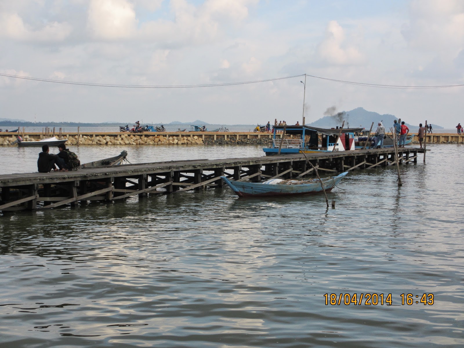 Teluk Suak: PemandanganTeluk Suak ( Suak Bay View) 大灣肚
